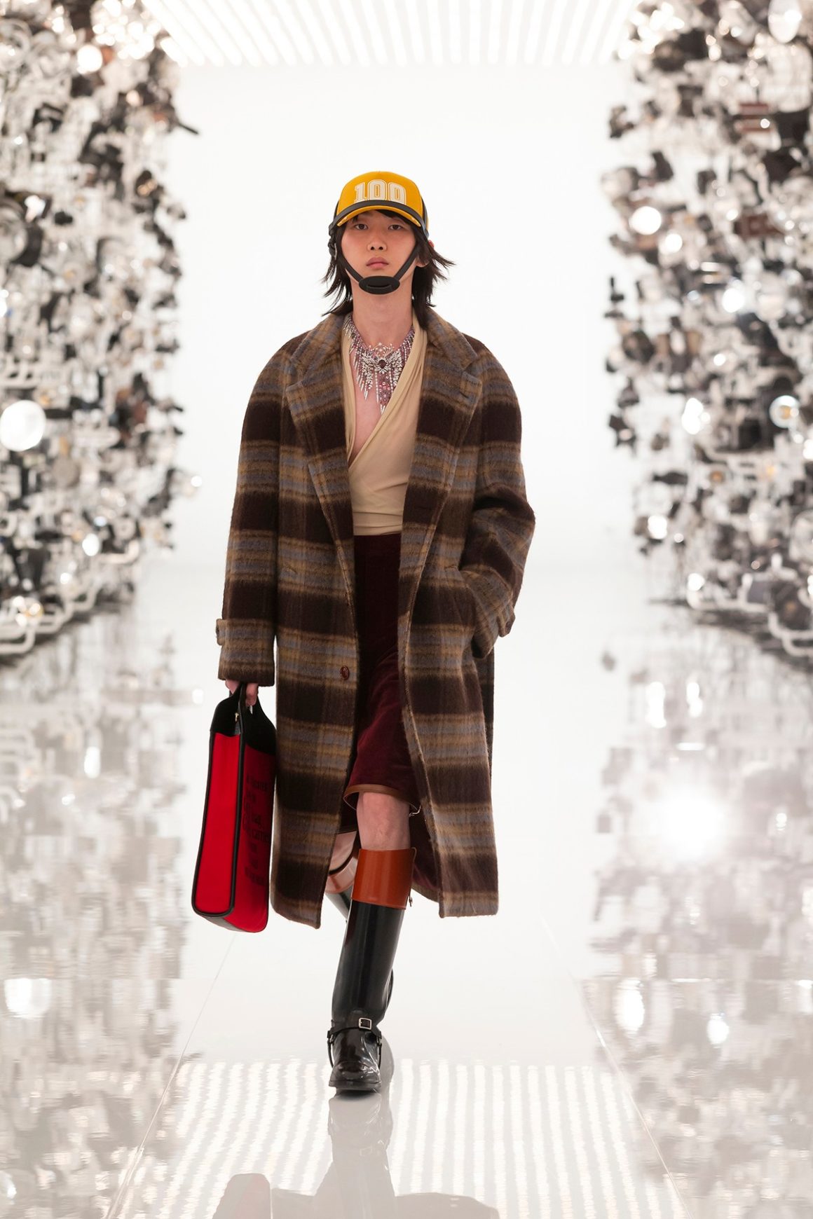 Gucci x Balenciaga : Tous les looks de cette collab inattendue