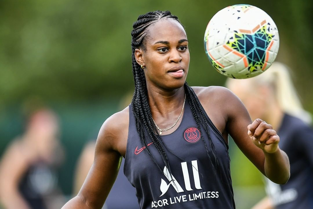 Qui est la plus bonne bonne bonne de mes joueuses de foot