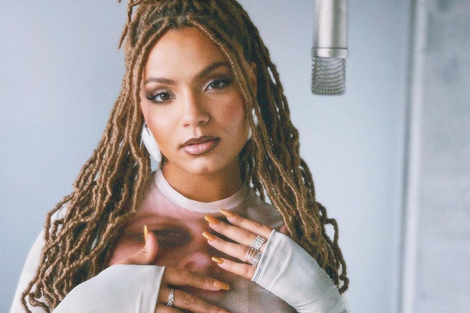 Les artistes féminines francophones à suivre en 2024